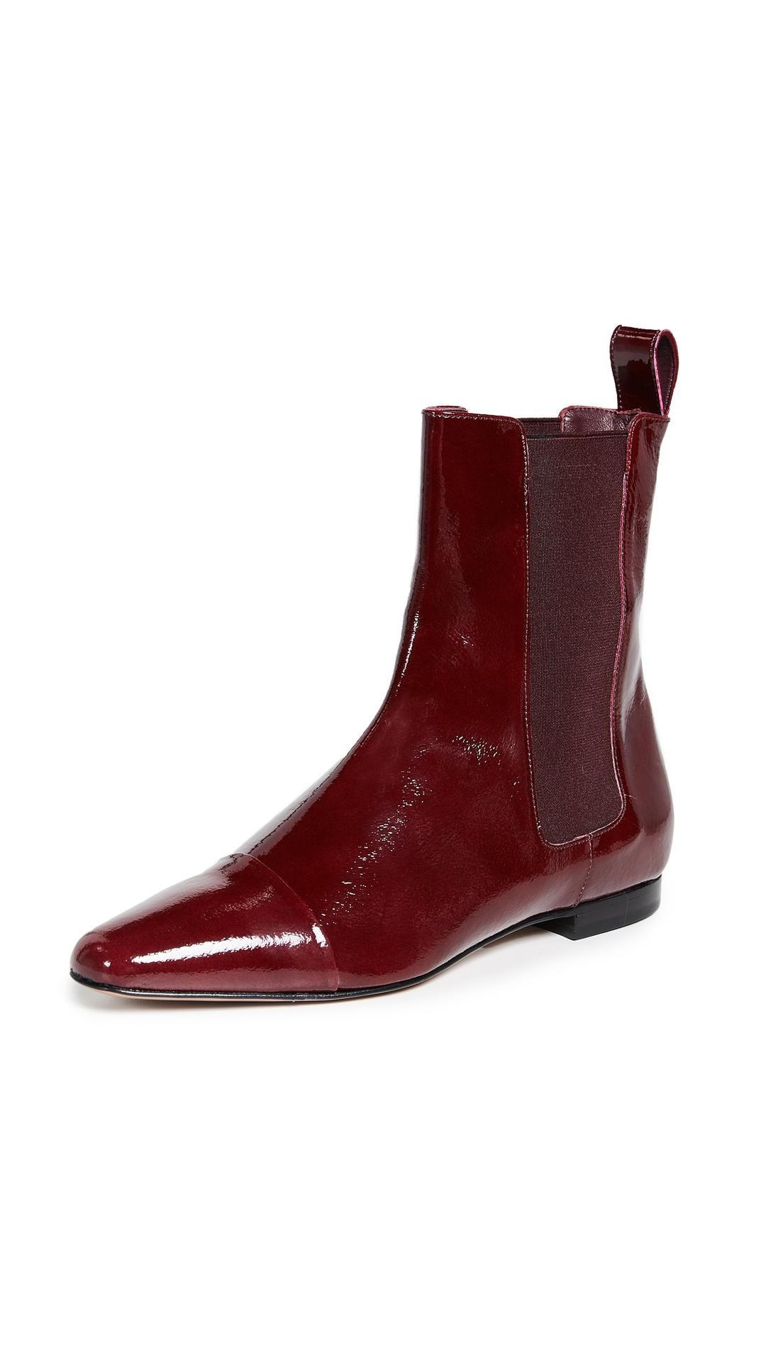 16 Fall Outfits With Red Shoes | Who What Wear