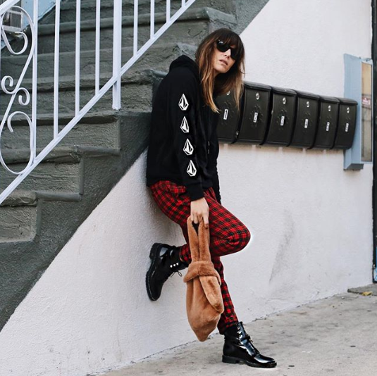 The Cutest Rain Boots Outfits to Wear This Fall | Who What Wear