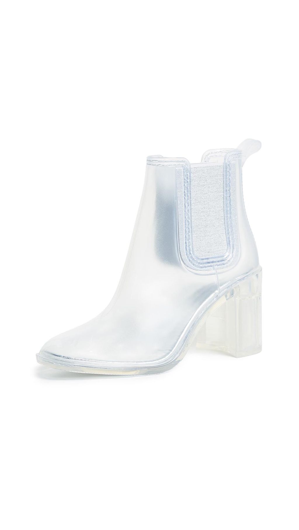 The Cutest Rain Boots Outfits to Wear This Fall | Who What Wear
