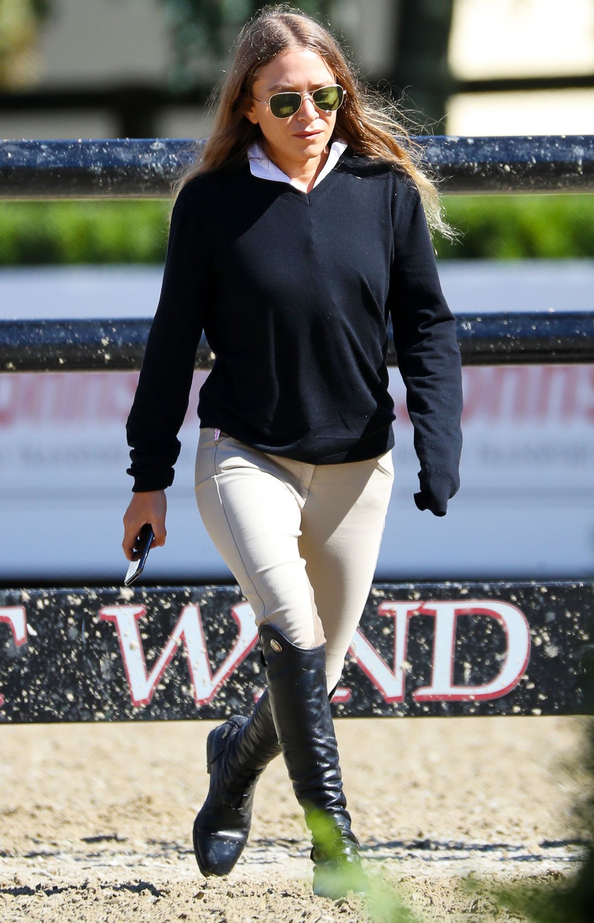 See What Mary-Kate Olsen Wore to Compete in a Horse Show | Who What Wear