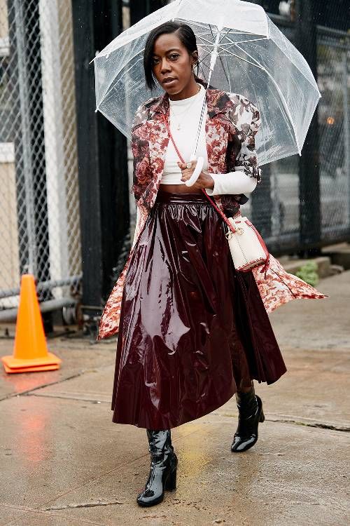 15 Chic Red Outfits for the Holiday Season | Who What Wear