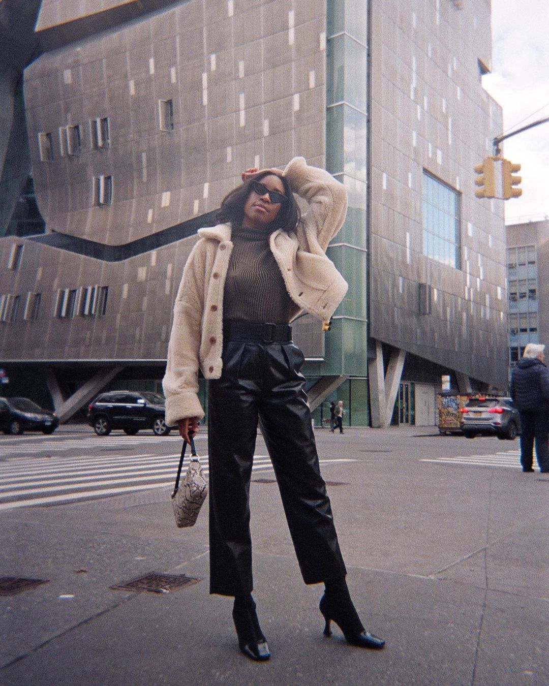 24 Winter Outfits With Heels That Are So Stylish | Who What Wear