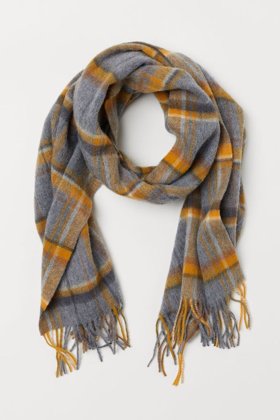 The Best Wool Blanket Scarves You Didn't Know You Needed | Who What Wear