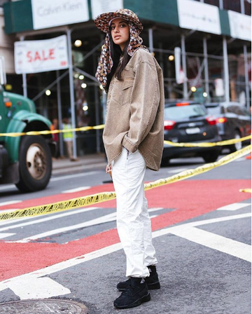 The Best Bonfire Outfits to Keep You Warm and Cozy | Who What Wear