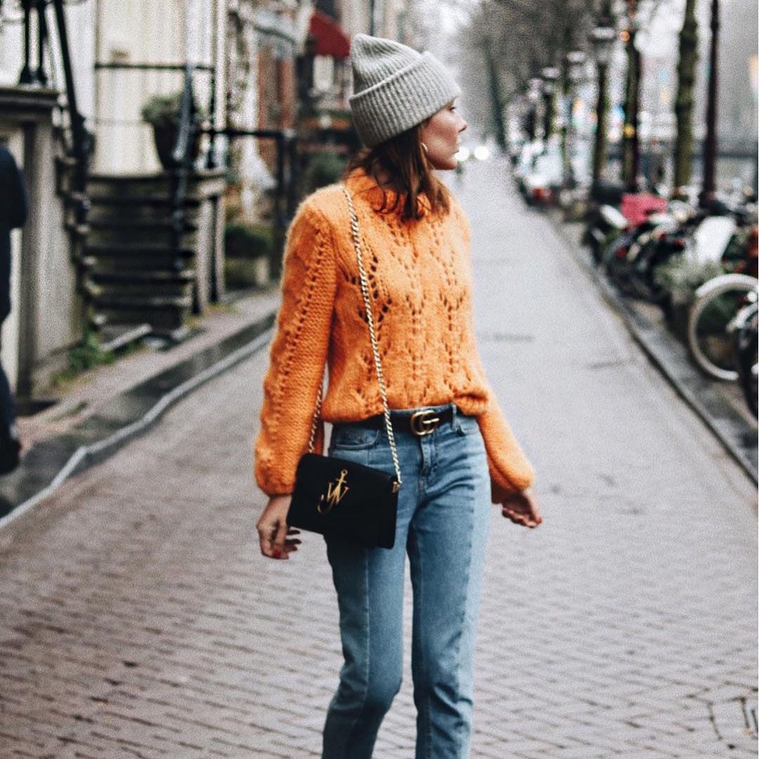 The Best Bonfire Outfits to Keep You Warm and Cozy | Who What Wear