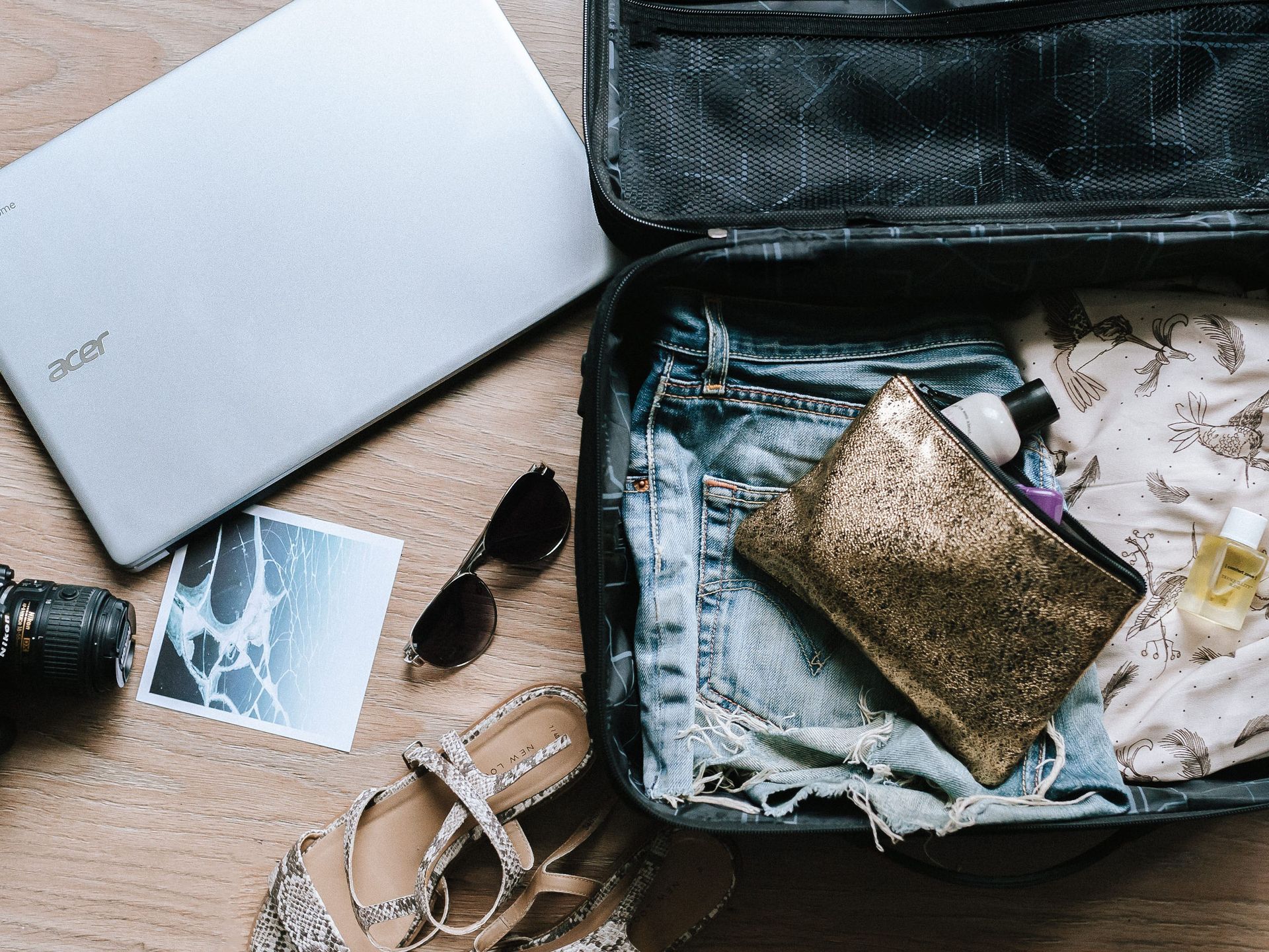 How to Pack a Dress So It Doesn't Wrinkle | Who What Wear