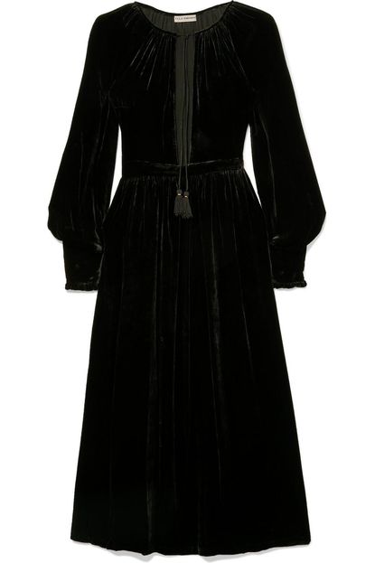 How to Pack a Dress So It Doesn't Wrinkle | Who What Wear