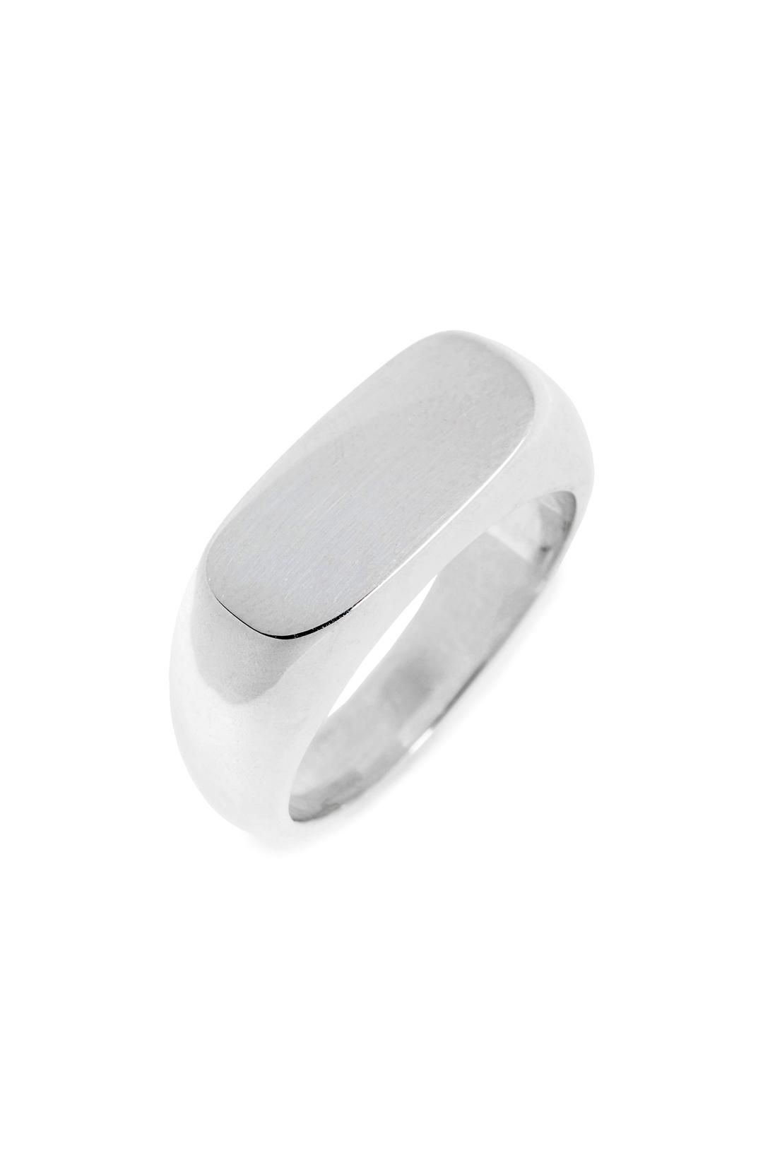 20 Classic Signet Rings You Won't Want to Take Off | Who What Wear