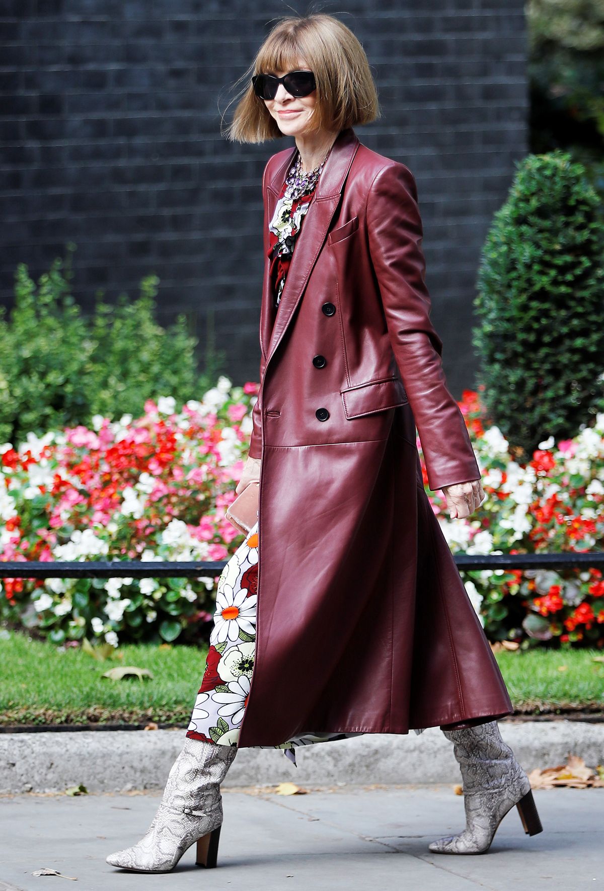 This Is Anna Wintour's Favorite Boot Trend | Who What Wear