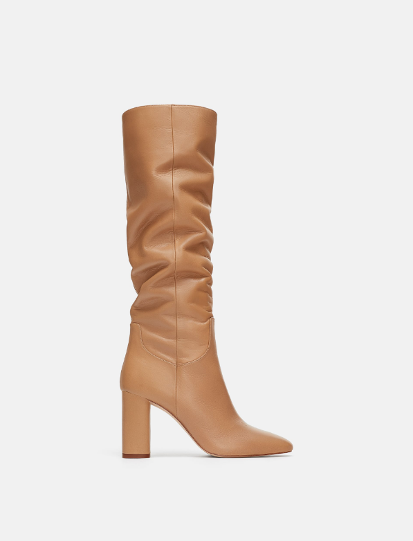 This Is Anna Wintour's Favorite Boot Trend | Who What Wear