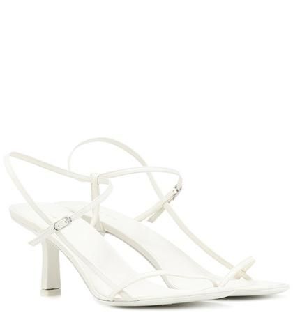 These 15 Minimalist-Heel Outfits Are So Cool | Who What Wear
