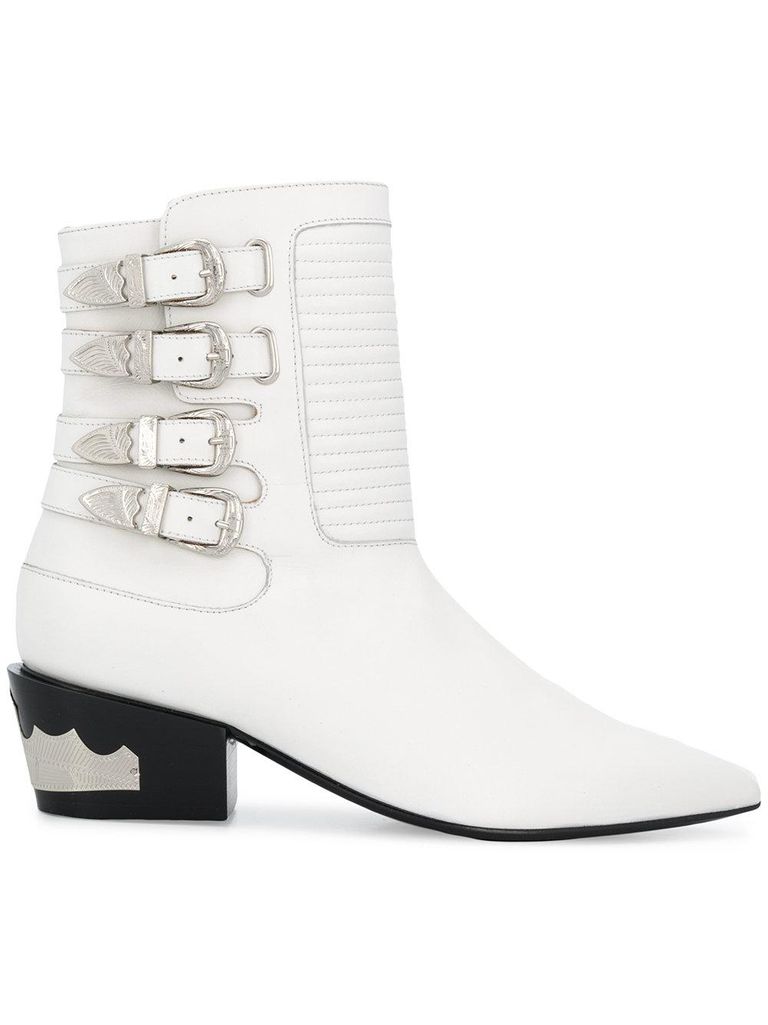 Yes, You Need These White Western Boots for Fall | Who What Wear