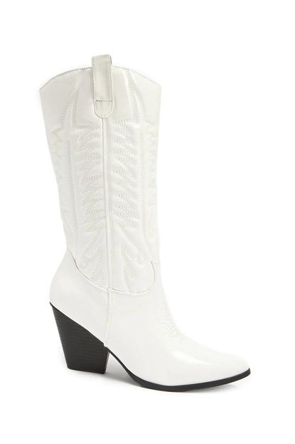 Yes, You Need These White Western Boots for Fall | Who What Wear