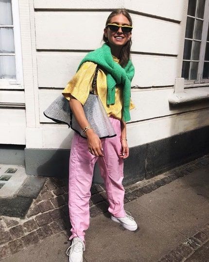 These 15 Green Sweater Outfits Will Brighten Up Your Winter | Who What Wear