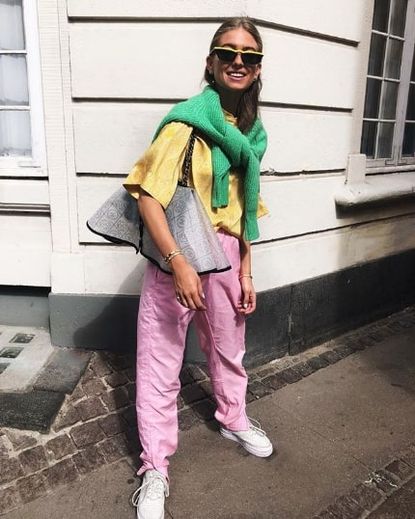 These 15 Green Sweater Outfits Will Brighten Up Your Winter | Who What Wear