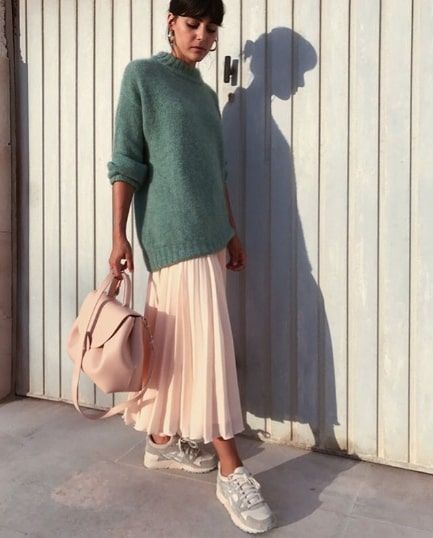 These 15 Green Sweater Outfits Will Brighten Up Your Winter | Who What Wear