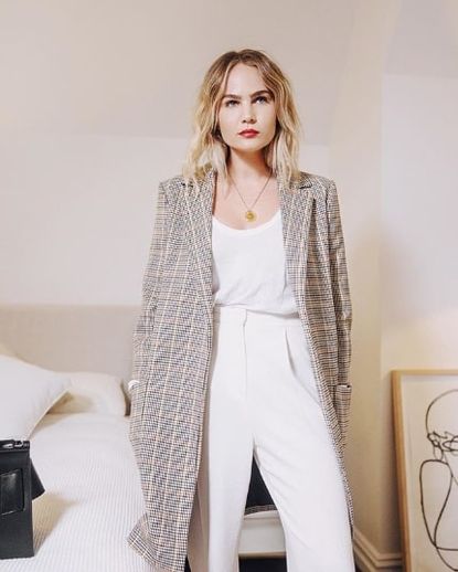 15 All-White Winter Outfits That Are Anything But Boring | Who What Wear
