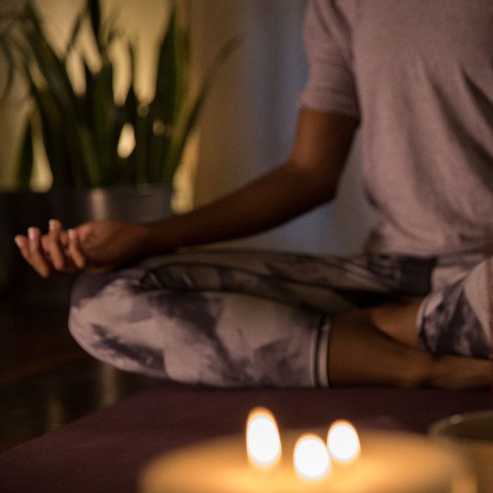 Are Mediums Real? A Skeptic's Experience | Who What Wear