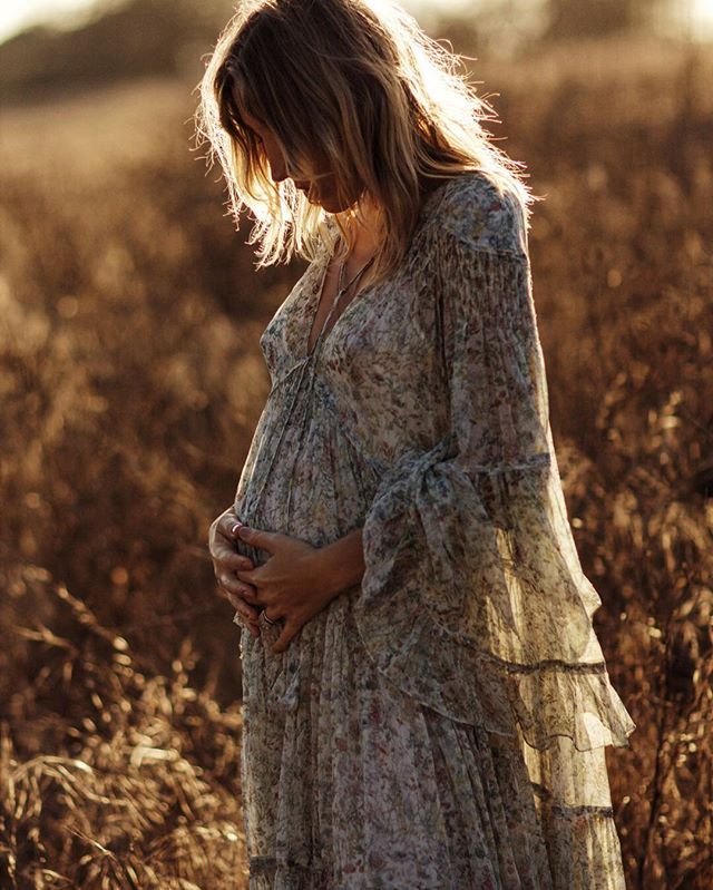 12 Maternity Party Outfits for the Stylish Mom-to-Be | Who What Wear