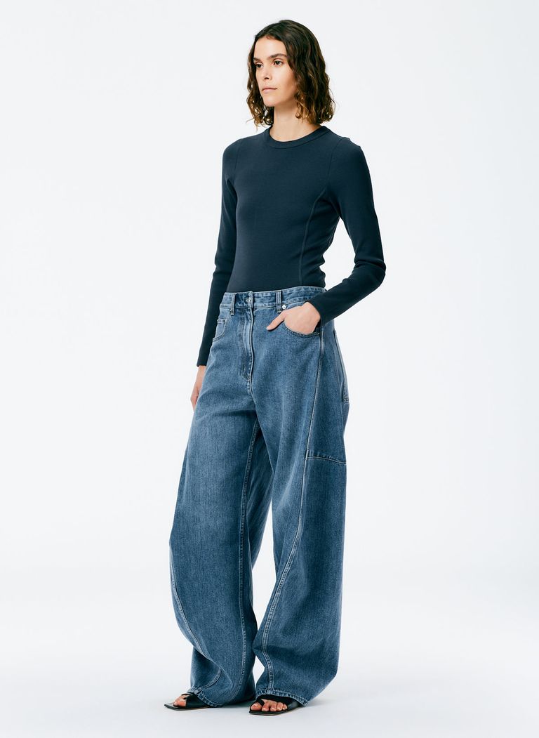 These Dark-Wash Jeans Will Go With Literally Everything | Who What Wear