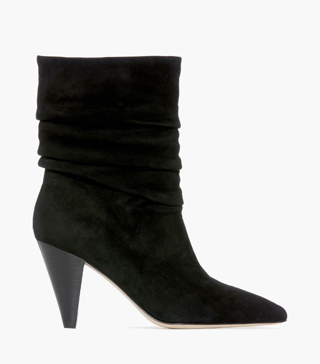 French Girls Wear These Classic Boots Year After Year | Who What Wear