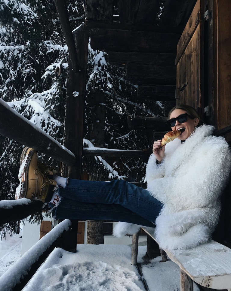 11 Snow Boot Outfits That Are Actually Cute | Who What Wear