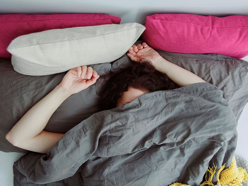 The 12 Best Vitamins for PMS and What They Do | Who What Wear