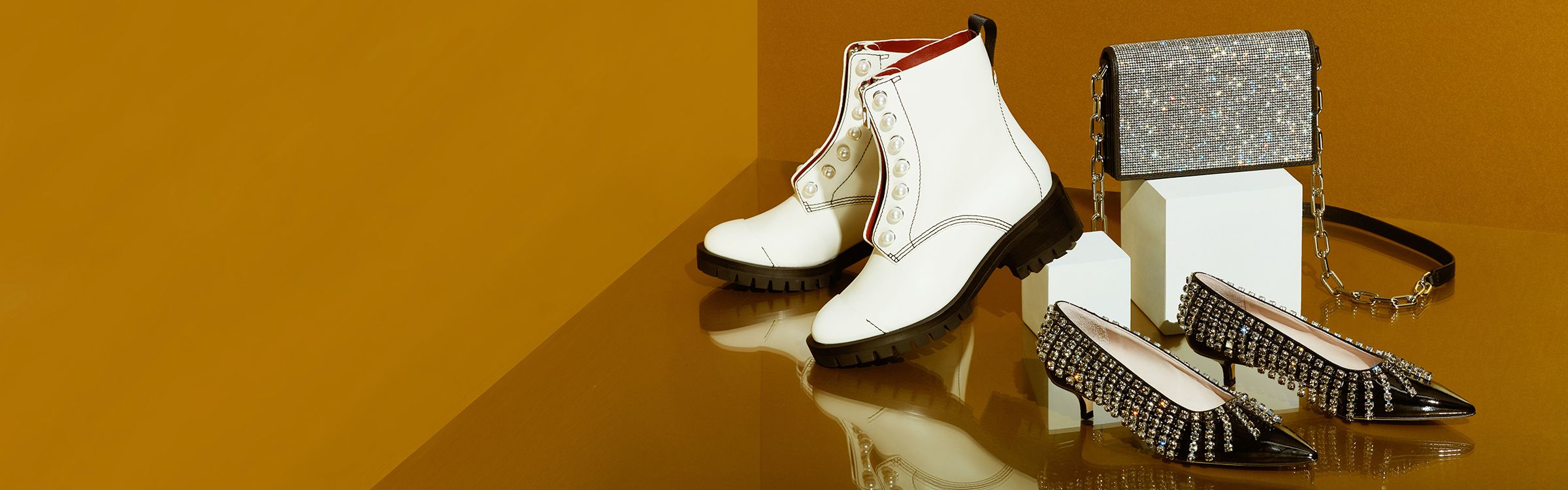 The 18 Best Holiday Accessories to Buy This Season | Who What Wear