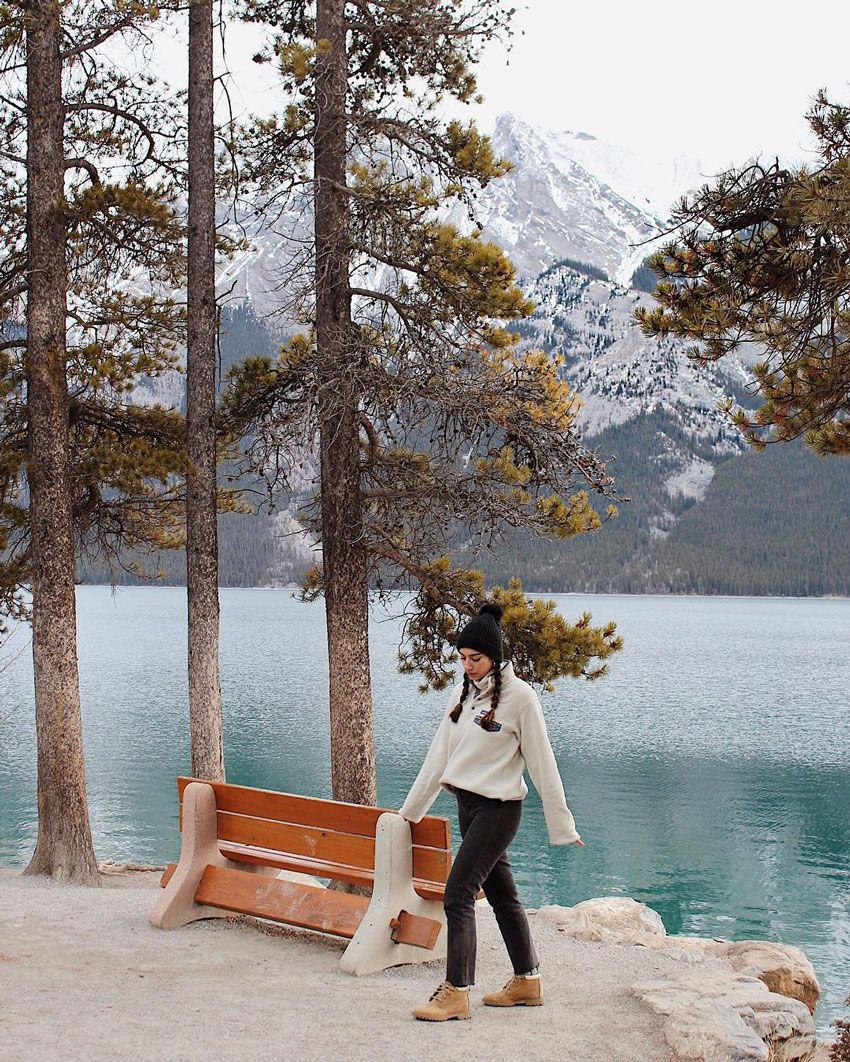 Try These 7 Winter Outfits With Flat Shoes | Who What Wear