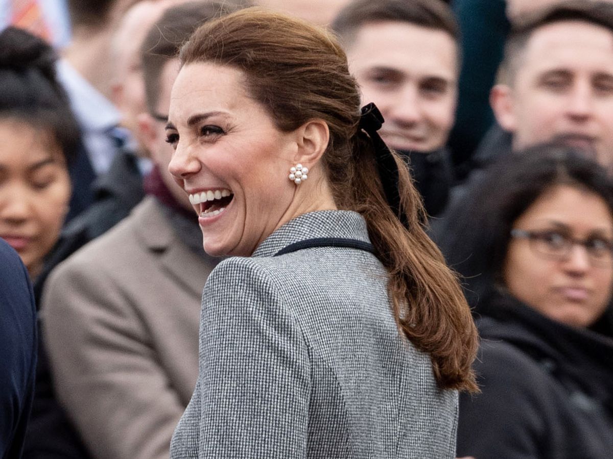 Shop Kate Middleton's Affordable J.Crew Hair Bow | Who What Wear