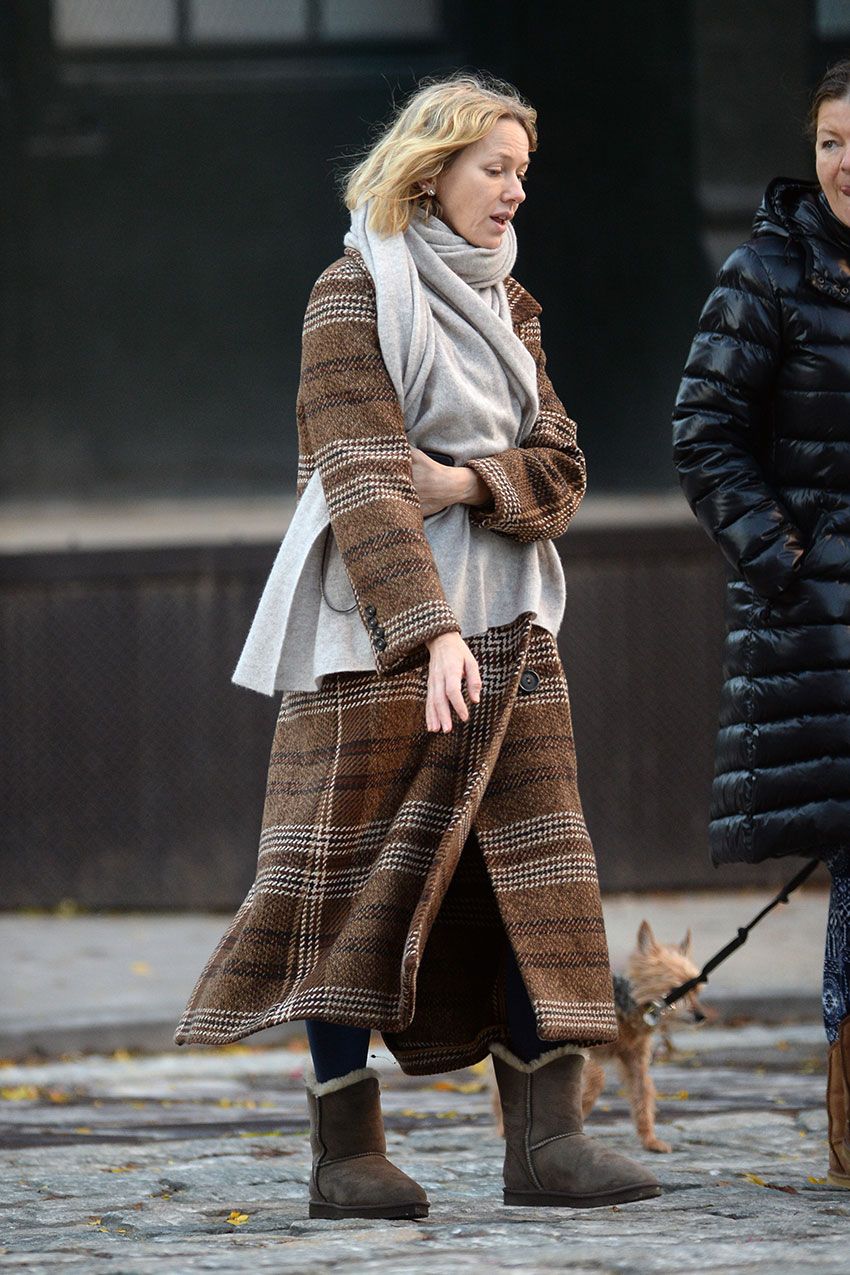 The Most Stylish Celebrities Wearing Ugg Boots | Who What Wear