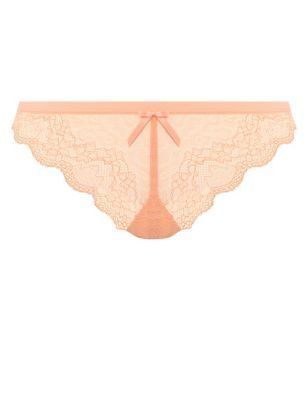 7 Types of Knickers Everyone Should Own | Who What Wear