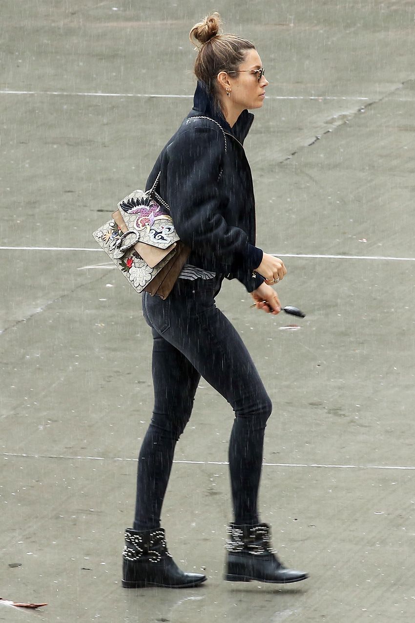 Jessica Biel Wore Controversial Boots With Skinnies | Who What Wear