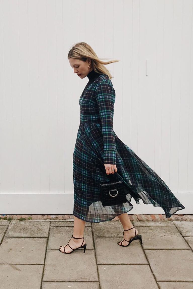 Wandals—aka Winter Sandals—Is a Trend That's Happening | Who What Wear