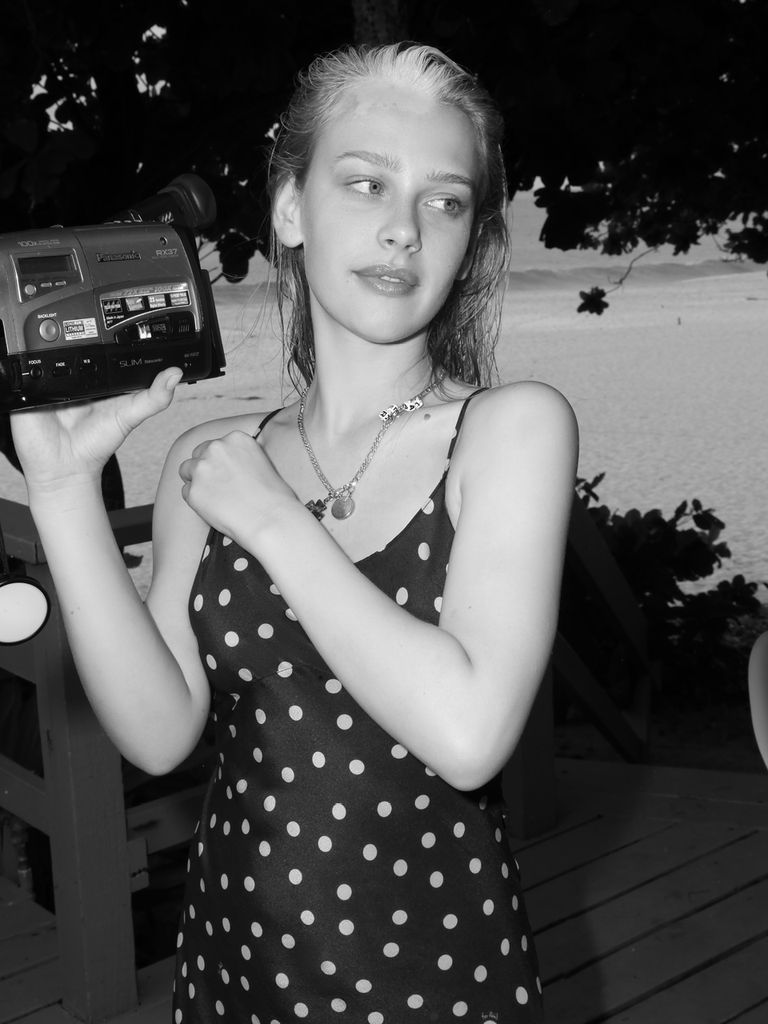 Shop Réalisation's New Holiday Collection | Who What Wear