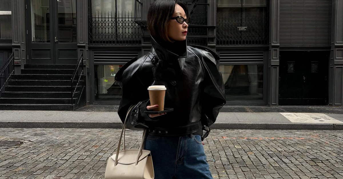 The 8 Best Handbag Colors That Go With Everything | Who What Wear