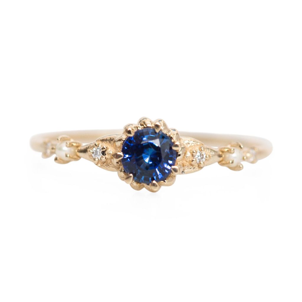 26 Sapphire Engagement Rings That Are Dazzlingly Beautiful | Who What Wear