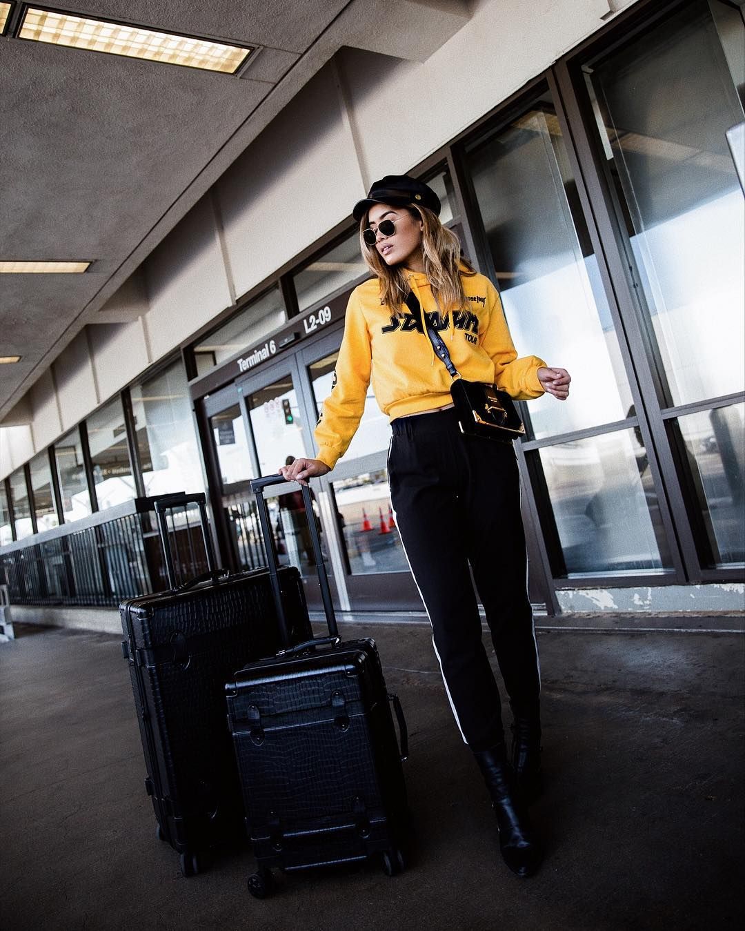 25 Cool Airport Outfits When You're Bored of Your Clothes | Who What Wear
