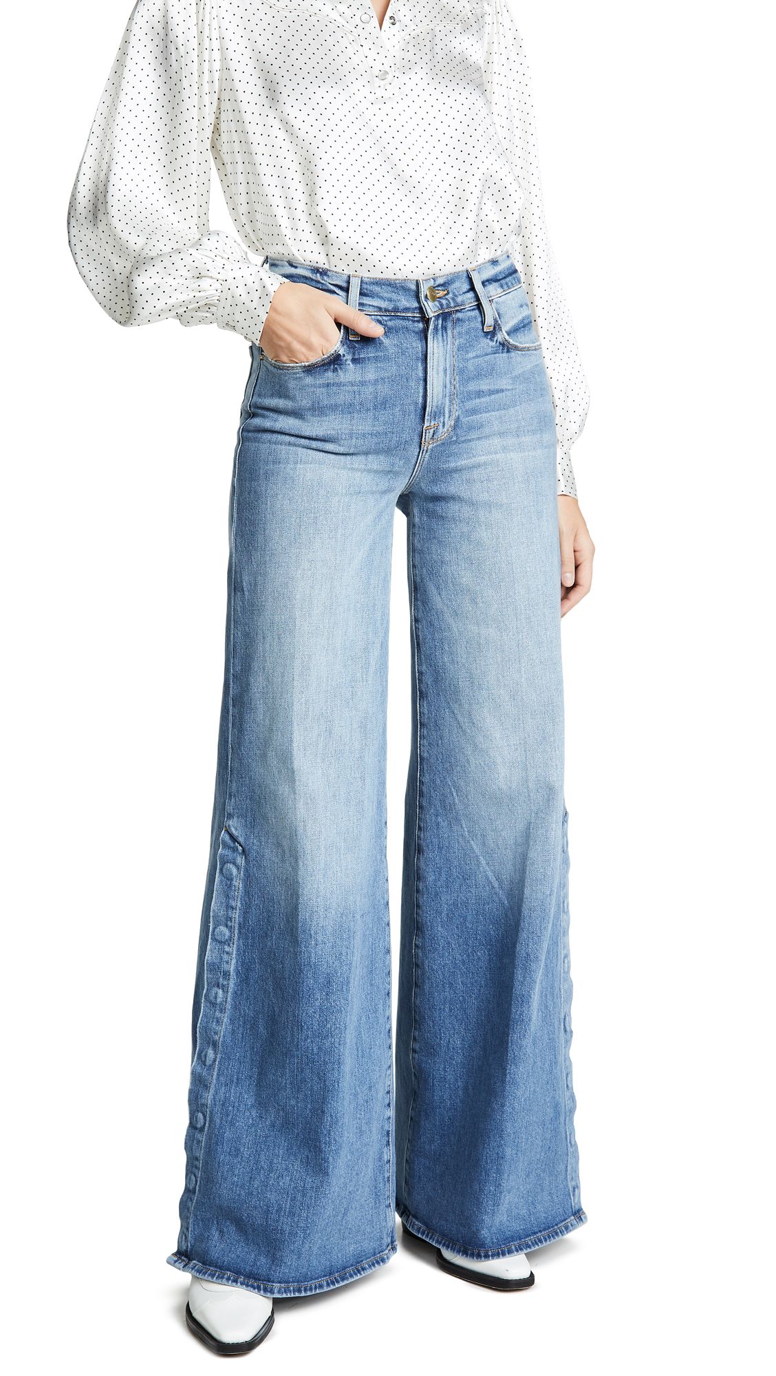 Baggy Flared Jeans Could Be Headed for a Comeback | Who What Wear