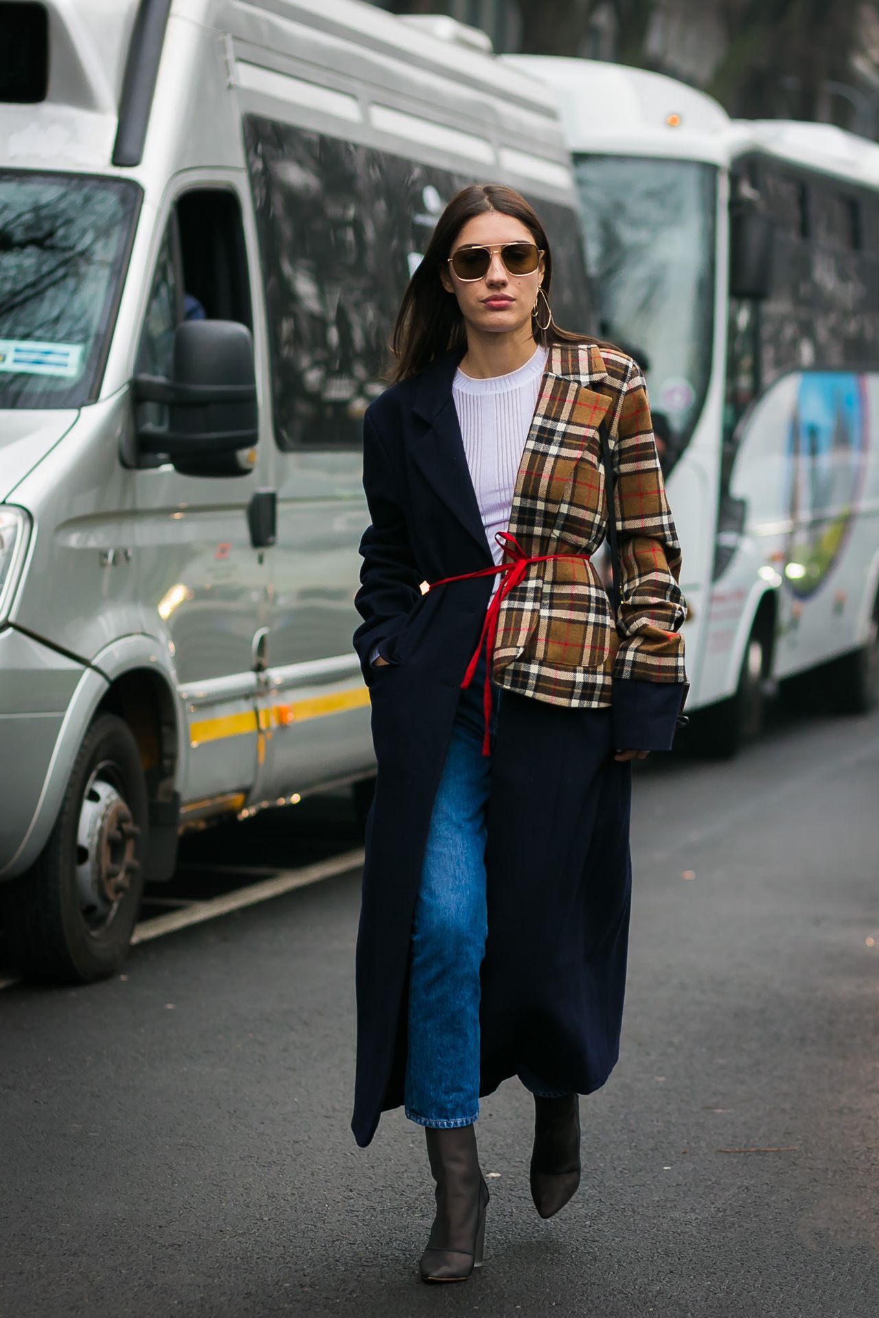 7 Gray Boot Outfits You'll Want to Copy ASAP | Who What Wear