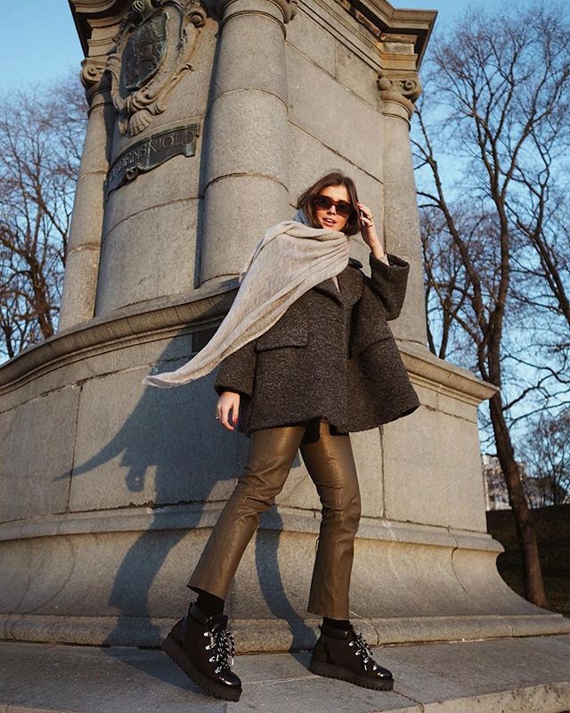 10 Gold Outfits That Aren't Over-the-Top | Who What Wear