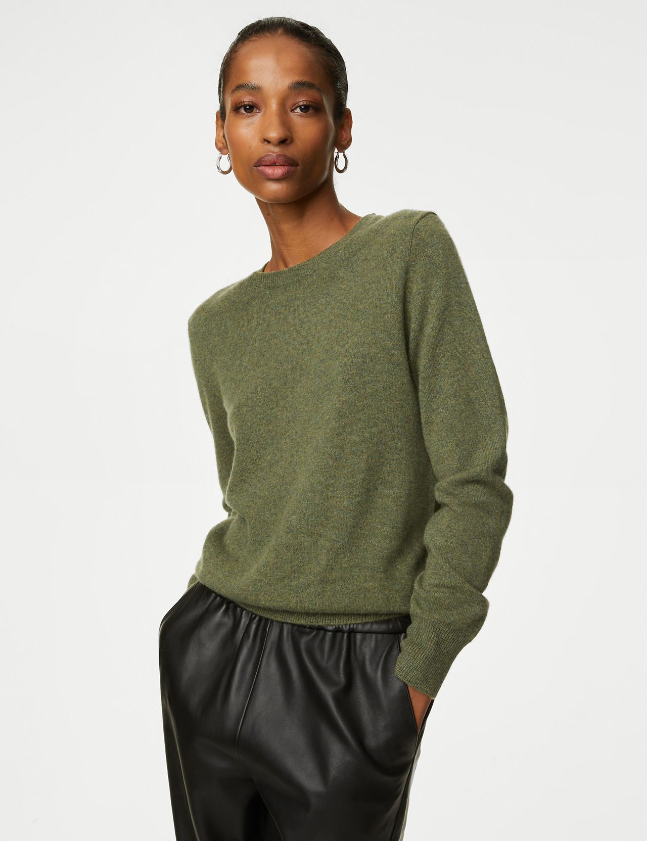 How to Care for Cashmere, From a Knitwear Expert | Who What Wear