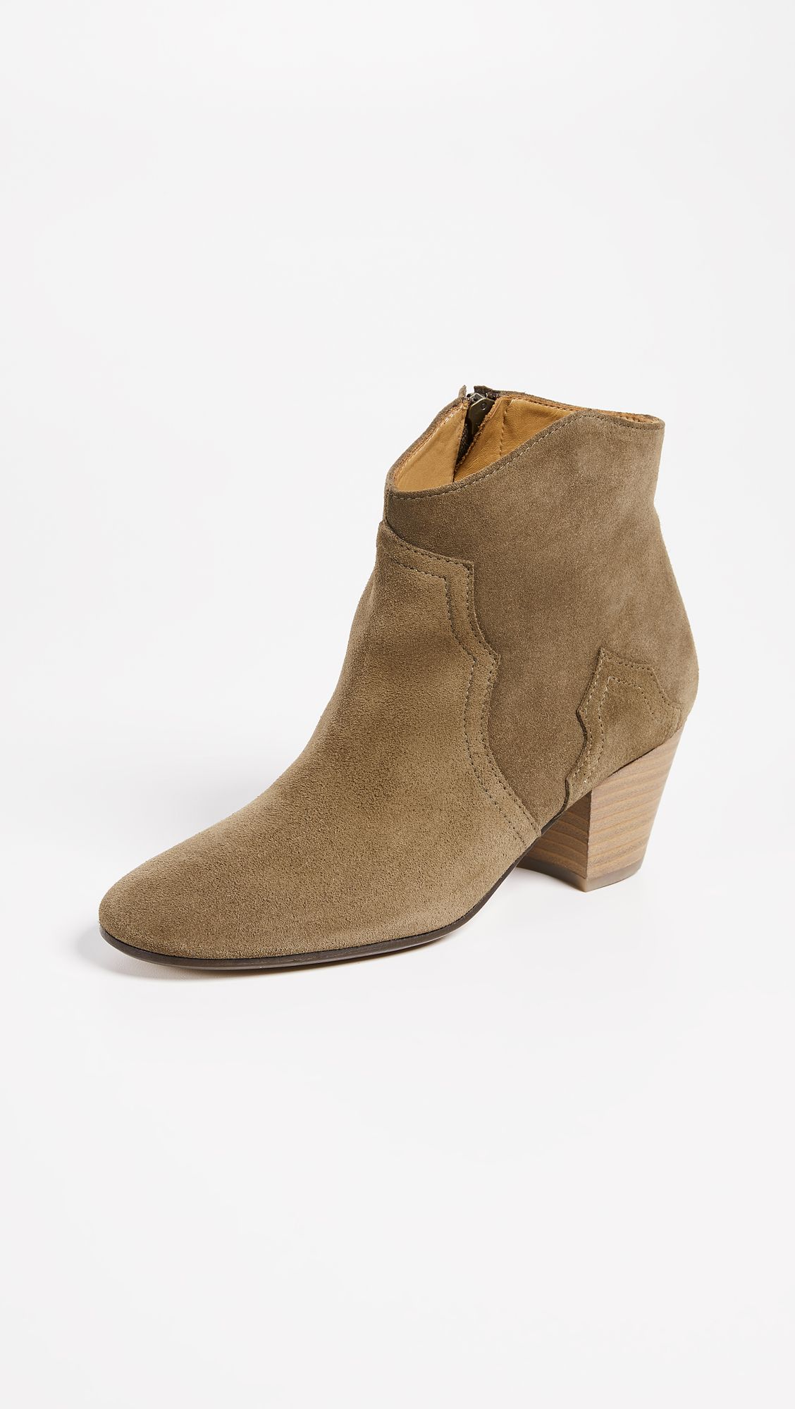 5 French Shoe Trends That Define Parisian Style | Who What Wear