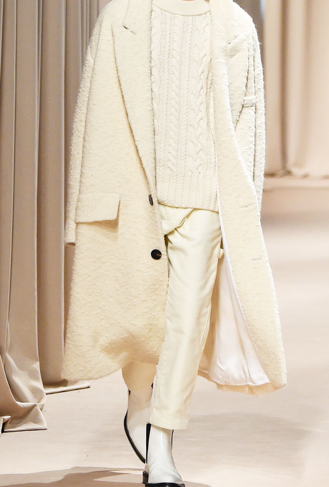 The 18 Best Beige Outfits to Try Right Now | Who What Wear UK