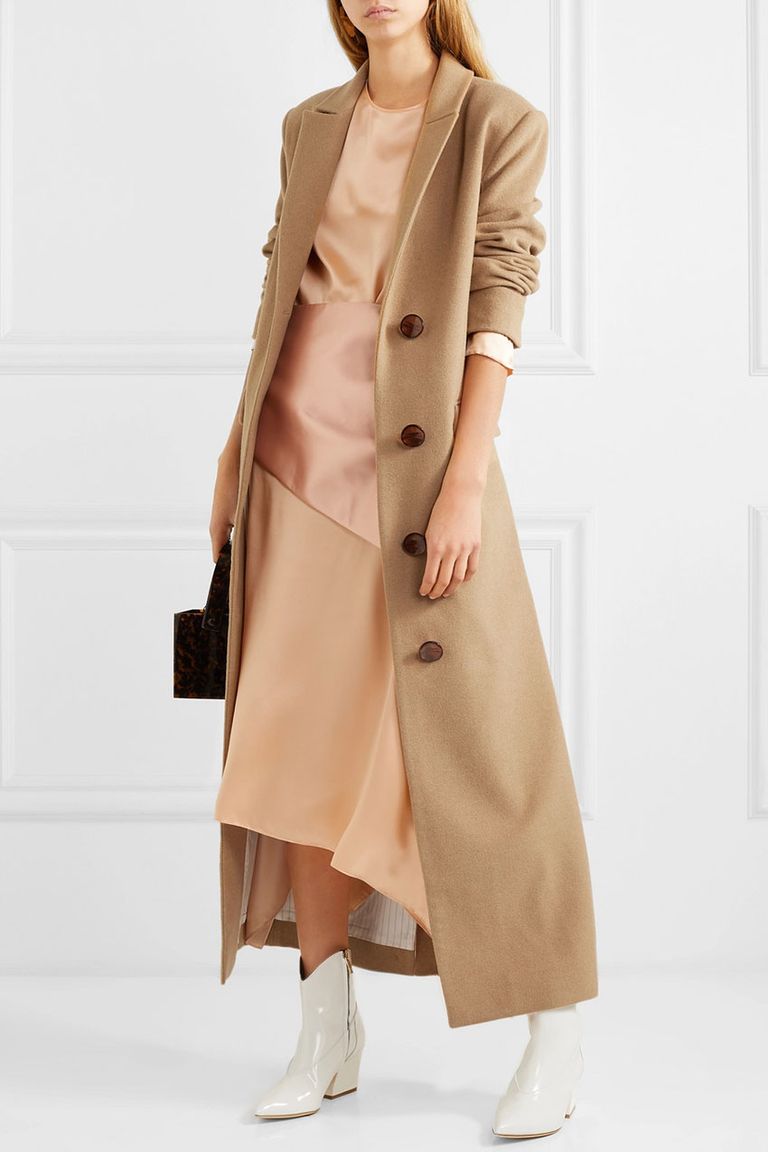 7 Fashion Items to Look Like Victoria Beckham | Who What Wear