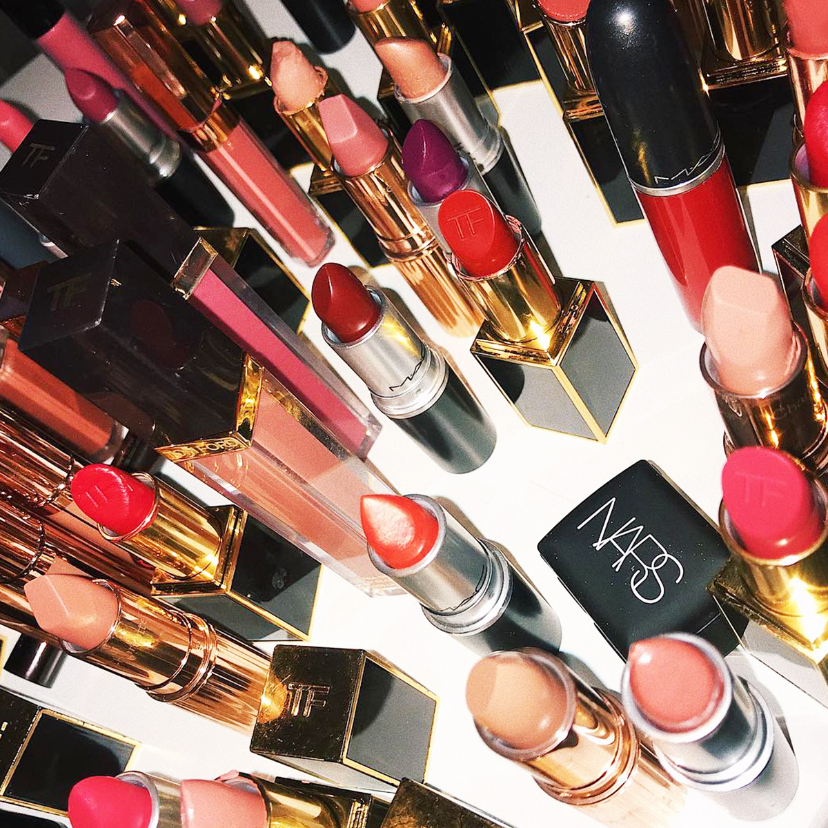 Makeup Artists Say These Are the 7 Best Makeup Investments | Who What Wear