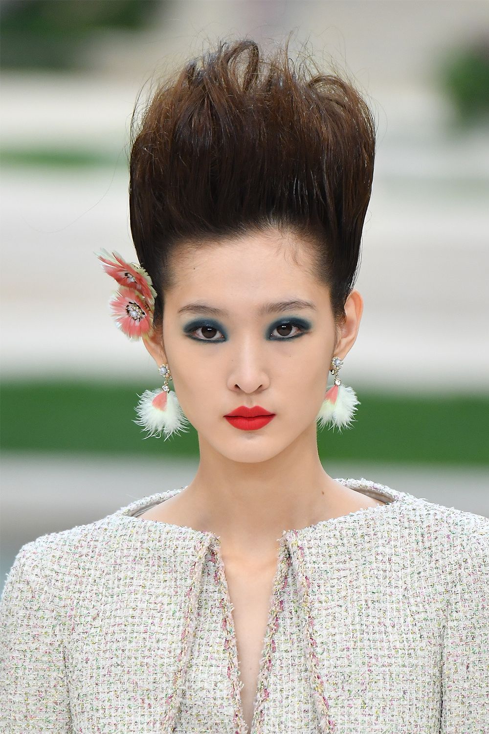 7 Trends From Chanel Couture We'll See Everywhere in 2019 | Who What Wear