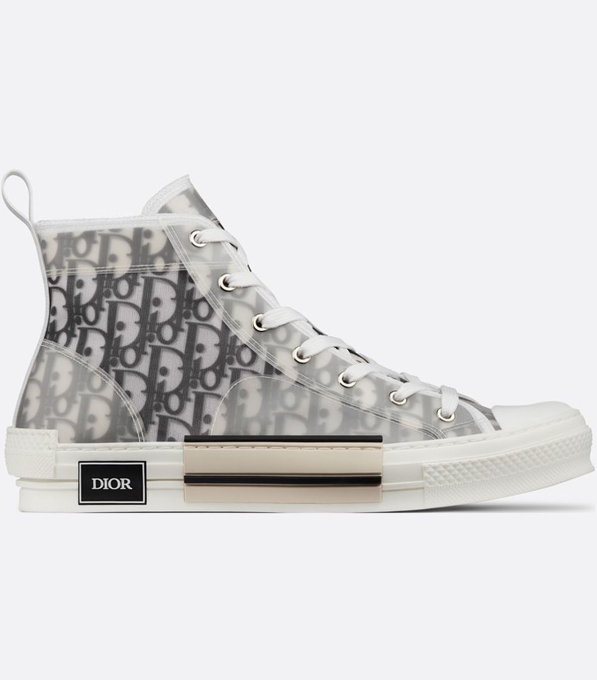 Everyone Will Wear These Designer Logo Shoes in 2019 | Who What Wear