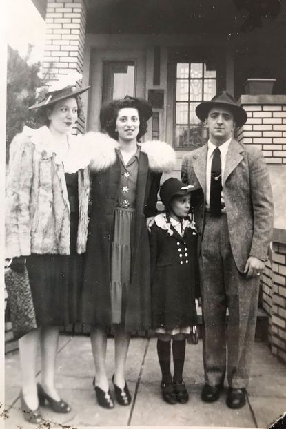 5 Retro Spring Fashion Trends I'm Copying From My Grandma | Who What Wear