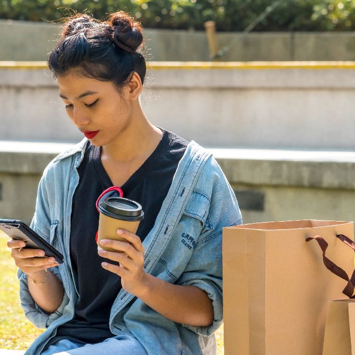 Shopping Addiction and Obsession: What Your Brain Looks Like | Who What ...